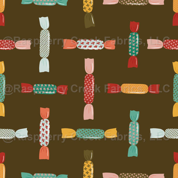 Criss-cross crackers in woven thread look with plain background. Fun m ...